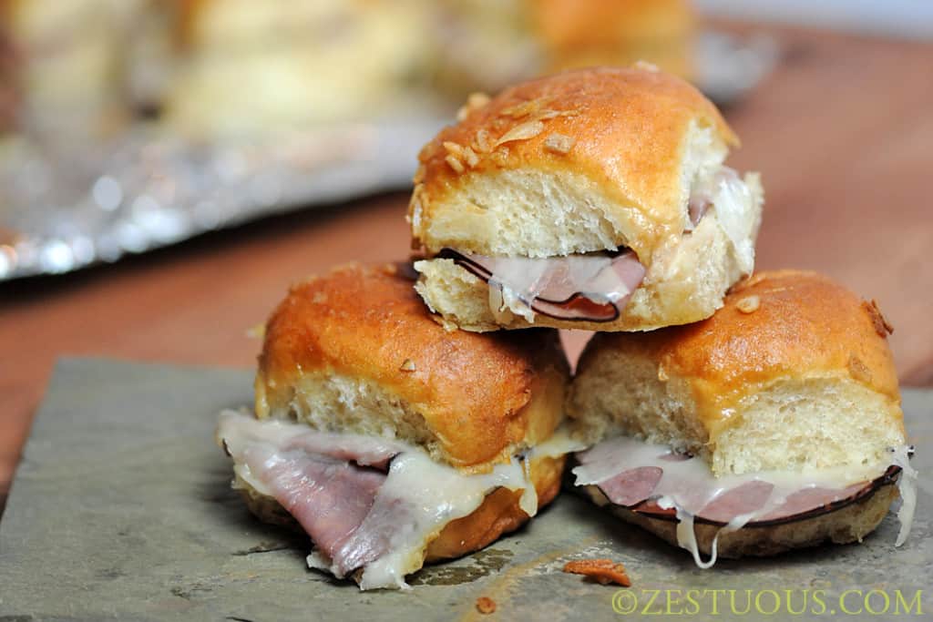 Roast beef sliders recipe | Zestuous